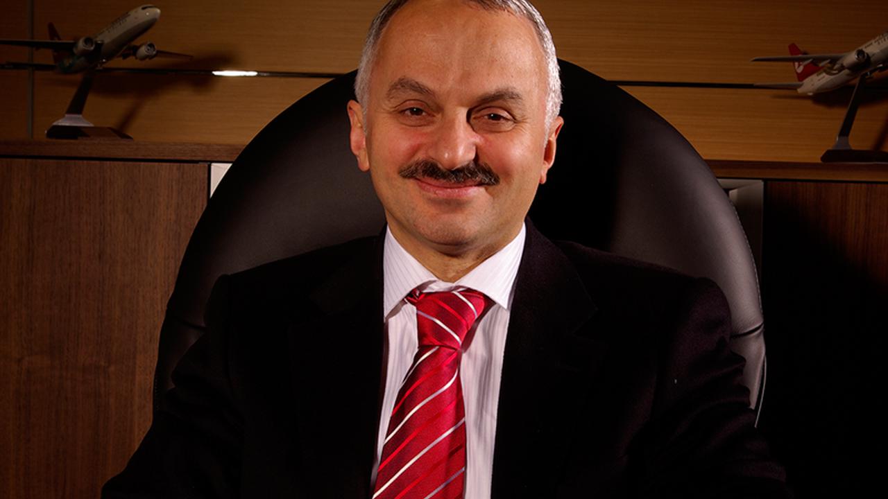Temel Kotil | Tozlu Mikrofon