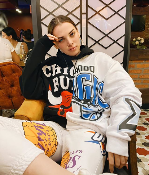 Sosyal Medya Fenomeni Aslı Güler Kimdir? Nereli ve Kaç Yaşında? | Tozlu ...