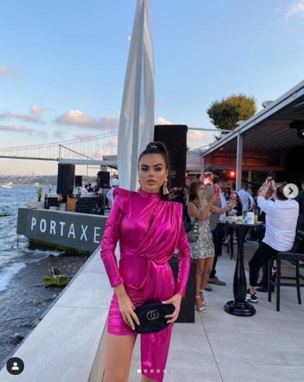 Sosyal Medya Fenomeni Dr. Berika Demir Kimdir? Nereli ve Kaç Yaşında ...