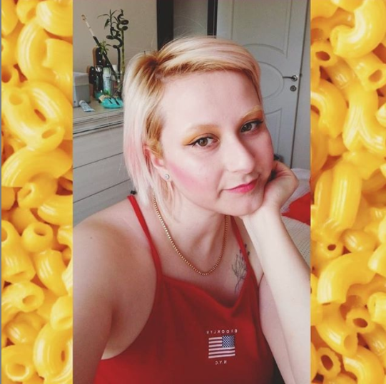 Sosyal Medya Fenomeni Kazıklı Maria Kimdir? Nereli? Kaç Yaşında ...