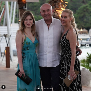 Defne Şahenk Kimdir? Nereli ve Kaç Yaşında? Boyu? Sevgilisi? | Tozlu ...