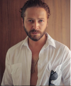 Ali Oğuz Şenol Kimdir? Nereli ve Kaç Yaşında? Boyu? Eşi Kimdir ...