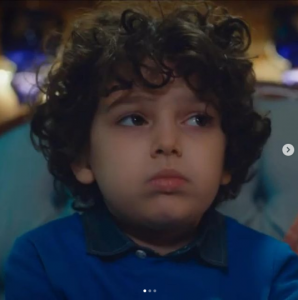 Poyraz Ar Kimdir? Nereli ve Kaç Yaşında? Boyu? Annesi Babası? Oynadığı ...