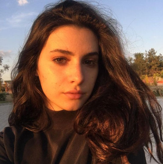 Asude Selma Kalebek Kimdir? Nereli ve Kaç Yaşında? Boyu? Sevgilisi ...