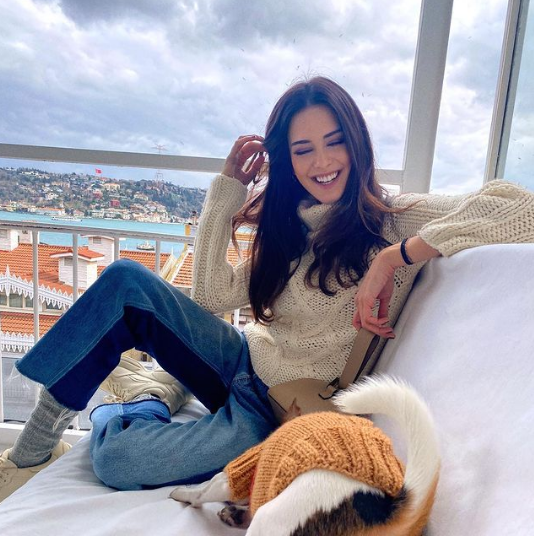 Ceylan Çapa Kimdir? Nereli ve Kaç Yaşında? Boyu? Ne İş Yapıyor? | Tozlu ...