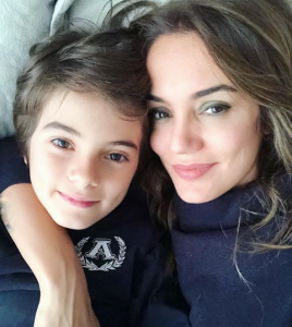 isil-sergen-kac-yasinda | Tozlu Mikrofon