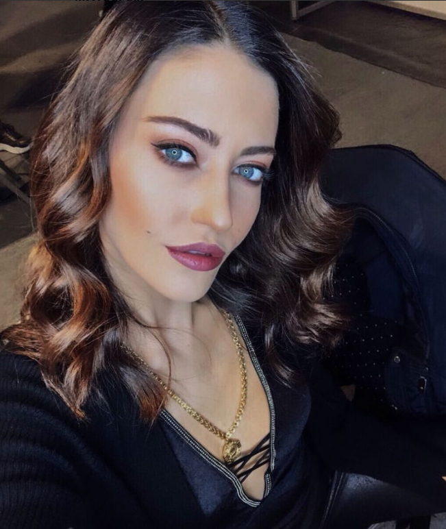 Tuğba Melis Türk Kimdir? Kaç Yaşında? Boyu? Dizileri? | Tozlu Mikrofon