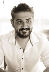 cihan-ercan-kac-yasinda | Tozlu Mikrofon