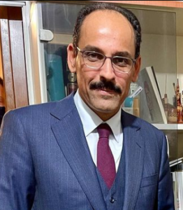 ibrahim-kalin-kac-yasinmda | Tozlu Mikrofon