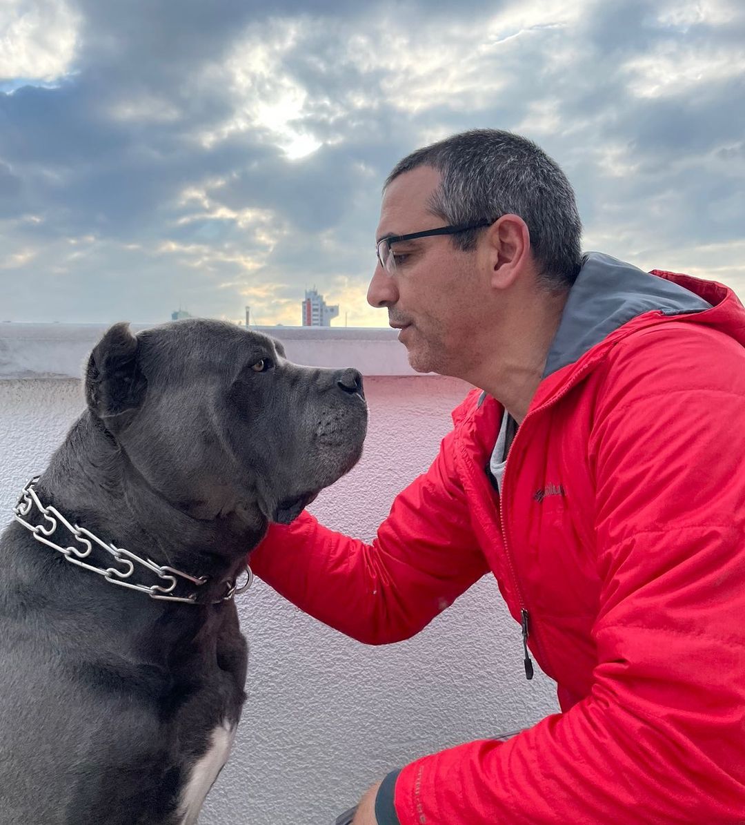 Uğur Batur Kimdir? Kaç Yaşında? Aslen Nereli? Ne İş Yapıyor? | Tozlu ...