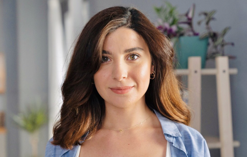 dilek-guler-kimdir | Tozlu Mikrofon