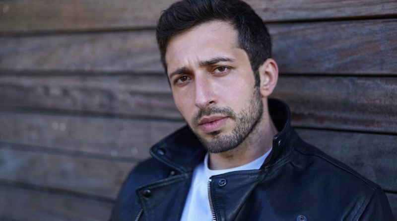 Emre Bulut Kimdir? Nereli ve Kaç Yaşında? Boyu? Dizileri? | Tozlu Mikrofon