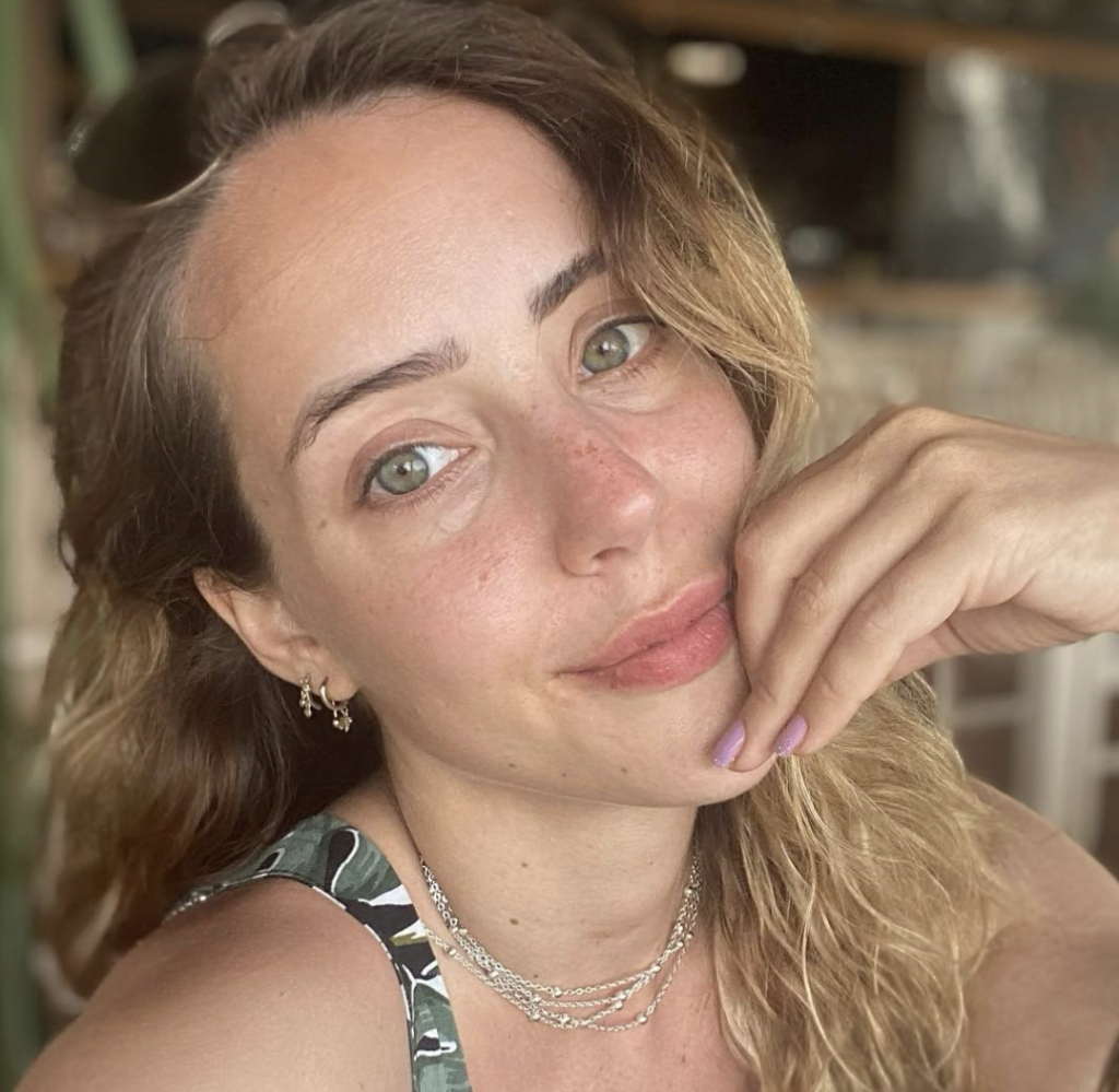 Melisa Akman Kimdir? Nereli ve Kaç Yaşında? Boyu? Dizileri? | Tozlu ...