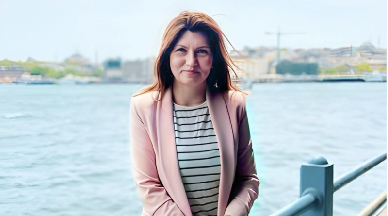 Nurdan Tunay Kekeç Kimdir? Nereli? Kaç Yaşında? Boyu? Dizileri? | Tozlu ...