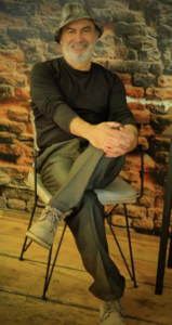 Yaşar Üzer Kimdir? Nereli ve Kaç Yaşında? Boyu? Dizileri? | Tozlu Mikrofon