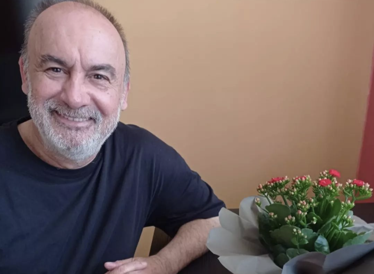 Yaşar Üzer Kimdir? Nereli ve Kaç Yaşında? Boyu? Dizileri? | Tozlu Mikrofon