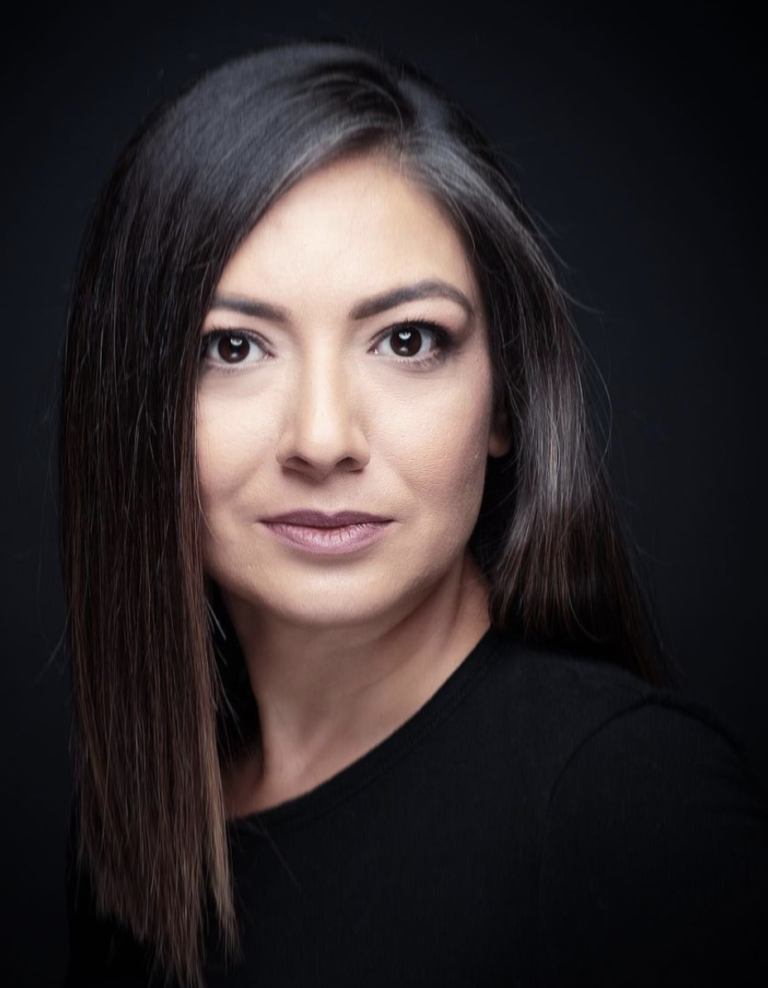 Zeynep Serpil Bozkurt Kimdir? Kaç Yaşında? Boyu? Dizileri? | Tozlu Mikrofon