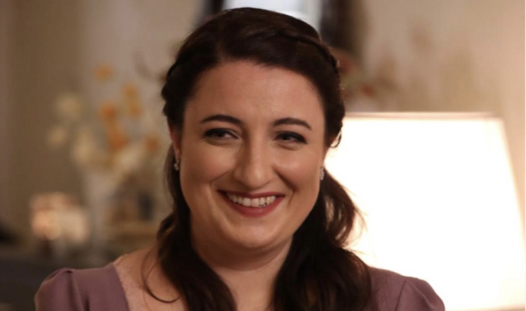 gulcin-kultur-sahin-kim | Tozlu Mikrofon