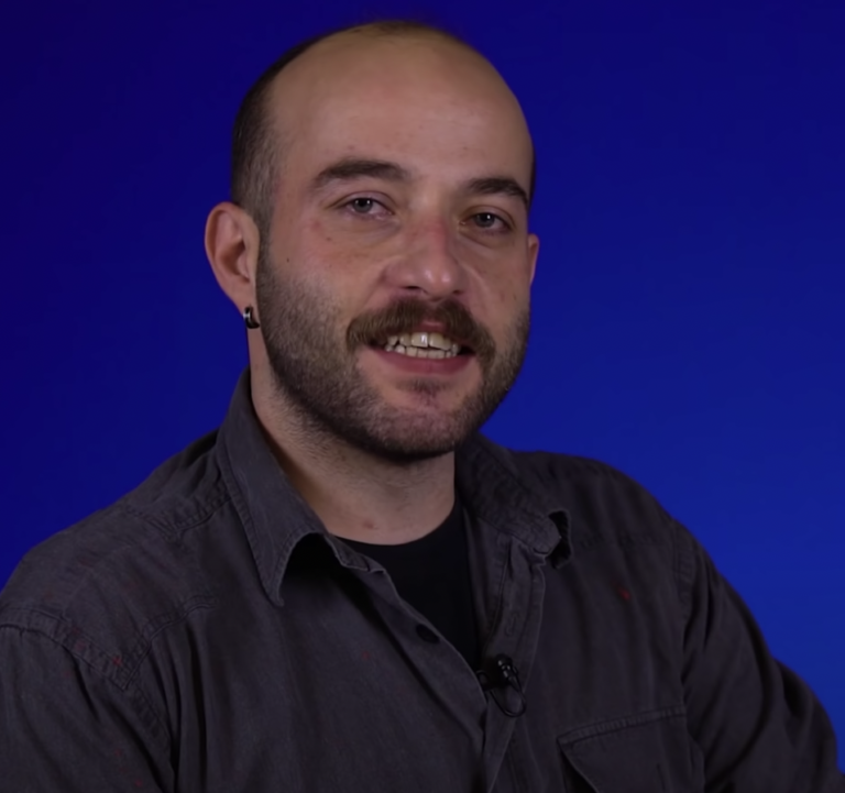 Nihat Maça Kimdir? Nereli ve Kaç Yaşında? Evli mi? Ne İş Yapıyor ...