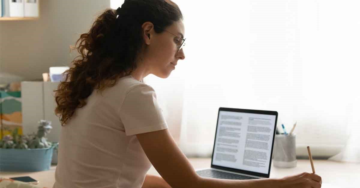 İngilizce Tercüme Nedir? Nasıl Yapılır? | Tozlu Mikrofon