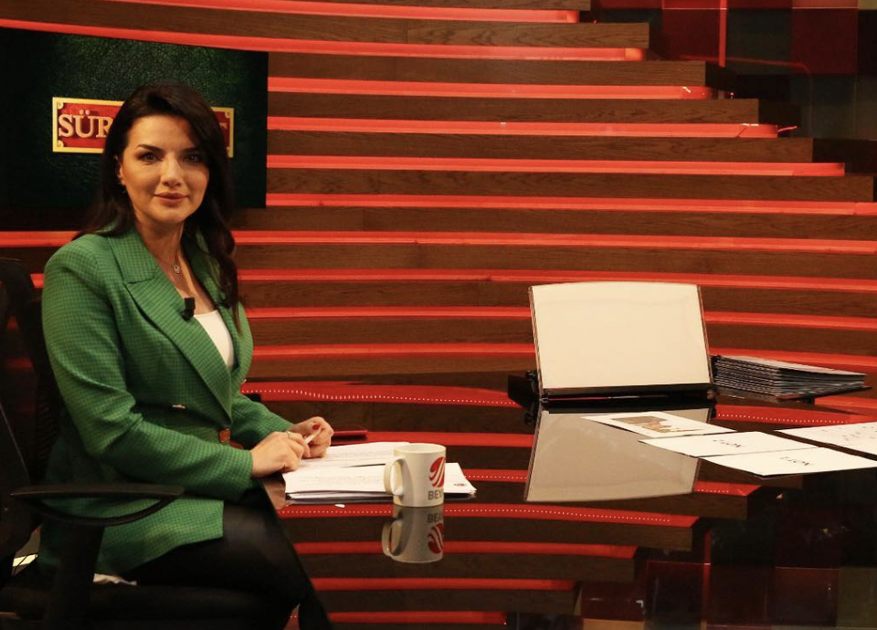 Duygu Çuhadar Kimdir? Nereli ve Kaç Yaşında? Boyu? Evli mi? | Tozlu ...