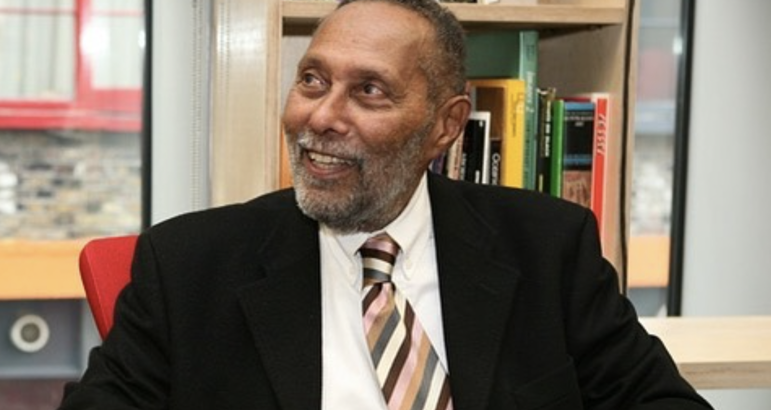 Stuart Hall Görüşleri Nelerdir? | Tozlu Mikrofon