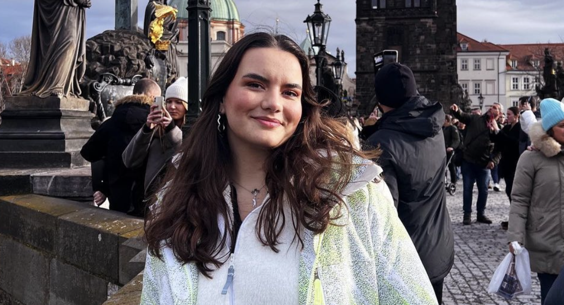 Naz Öngen Kimdir? Nereli? Kaç Yaşında? Boyu? Dizileri? | Tozlu Mikrofon