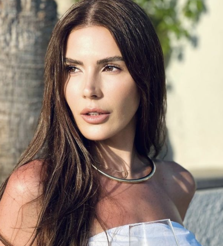 Hatice Şendil Kimdir? Nereli? Kaç Yaşında? Boyu? Dizileri? | Tozlu Mikrofon