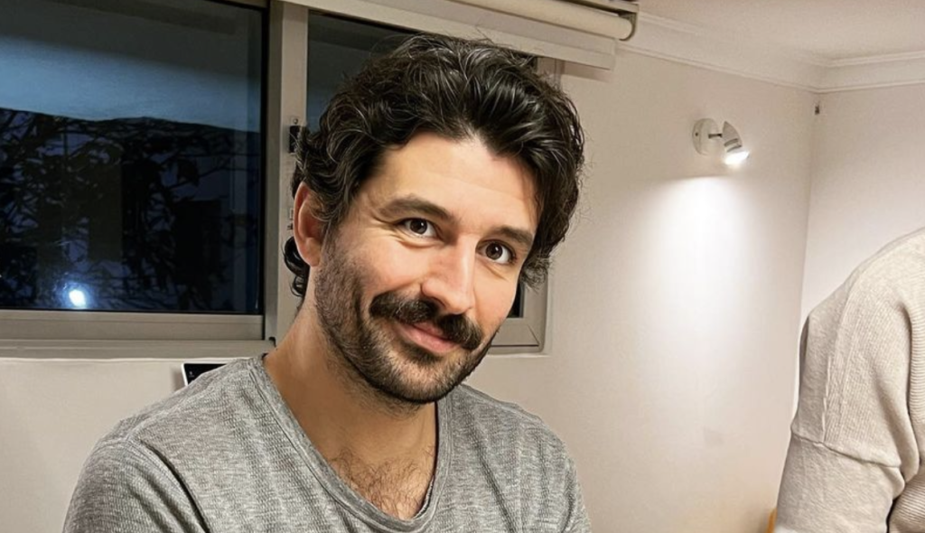 oguzhan-kandur | Tozlu Mikrofon