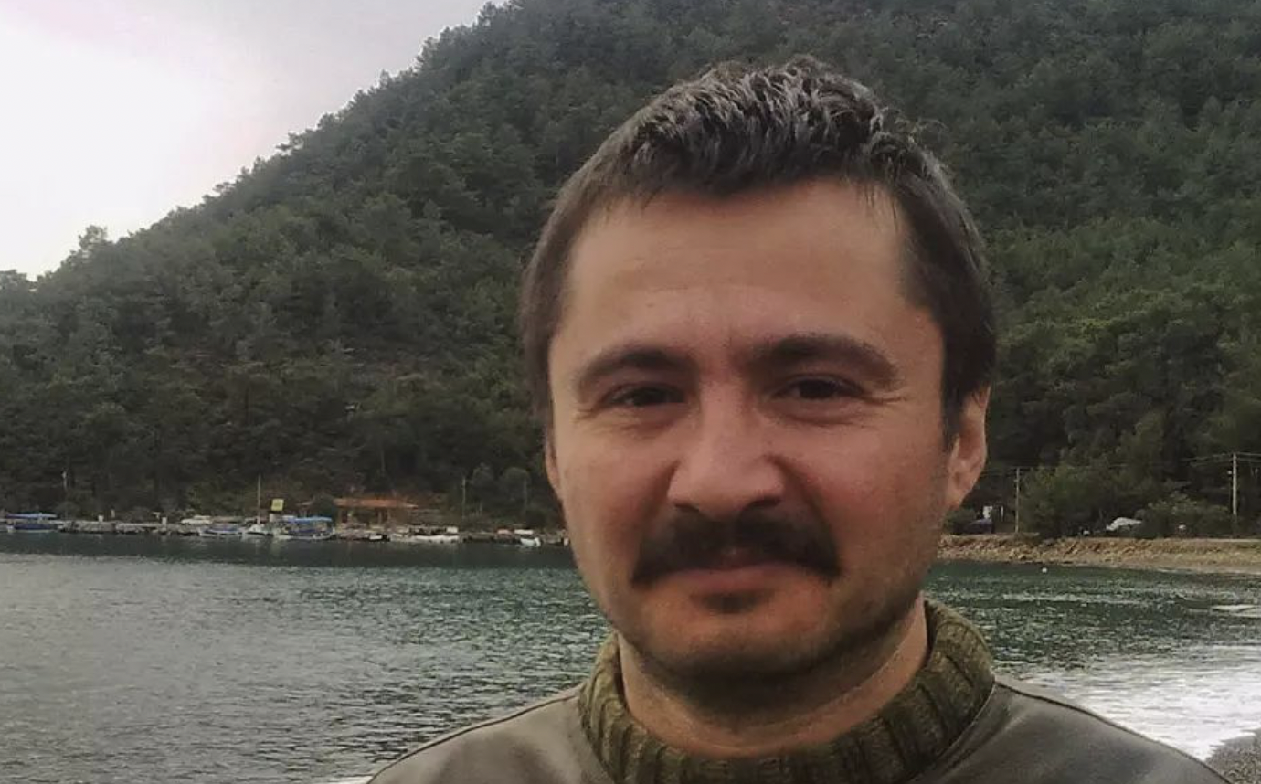 Volkan Girgin Kimdir? Kaç Yaşında? Boyu? Dizileri? Evli mi? | Tozlu ...