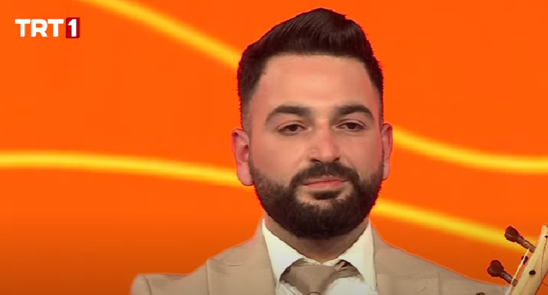 Sen Türkülerini Söyle Burak Gülcan Kimdir? Aslen Nereli? Kaç Yaşında ...