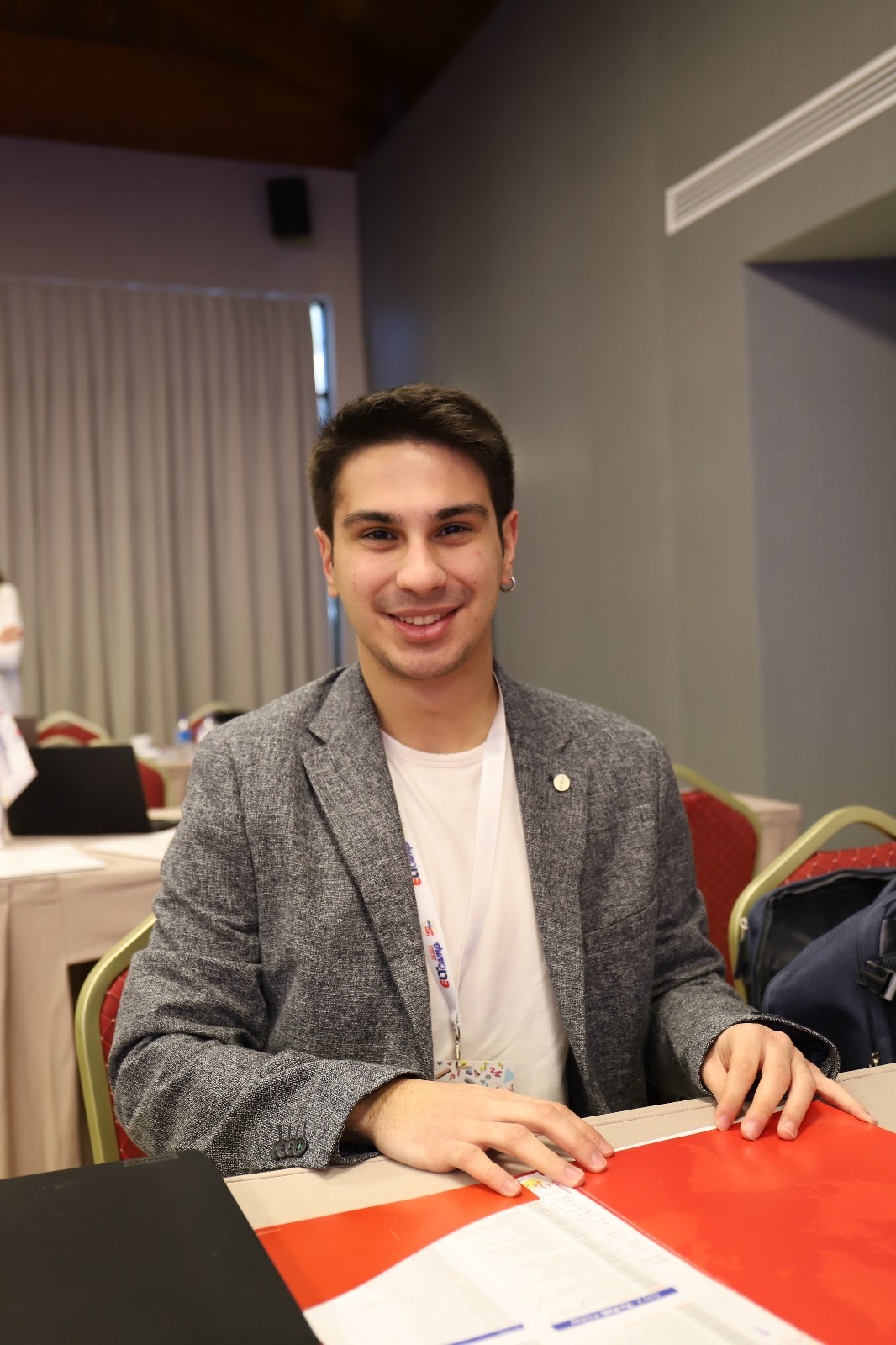 İngiltere’de Eğitim ve Konaklama: Mehmet Kucukoglu’nun Perspektifinden Öğrencilere Öneriler ...